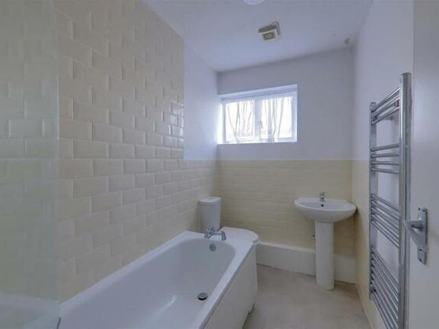 Apartment For Sale Worthing West Sussex 140000 ES98903574