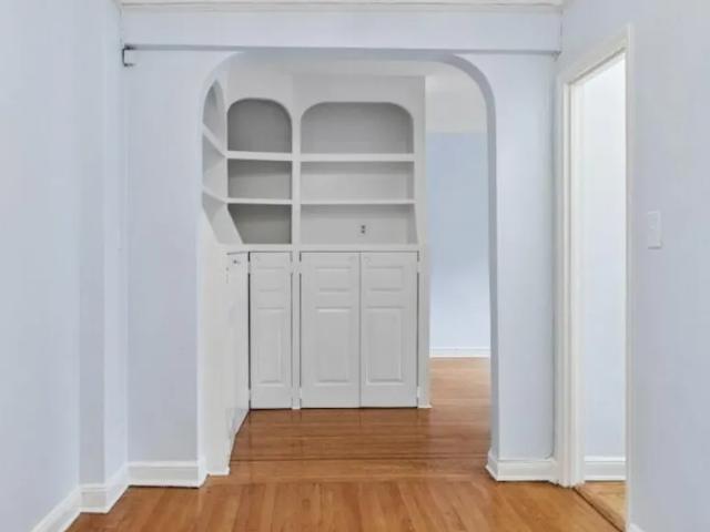 apartment Forest Hills NY ES102752866