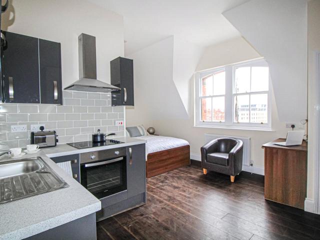 apartment Fairbairn Residence, 12 Clarendon Road, Leeds, LS2 9NU, West Yorkshire, GB
