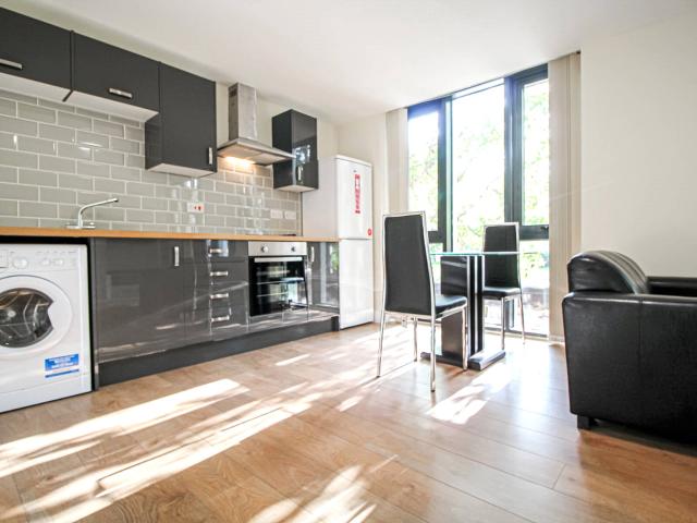 apartment Fairbairn Residence, 12 Clarendon Road, Leeds, LS2 9NU, West Yorkshire, GB