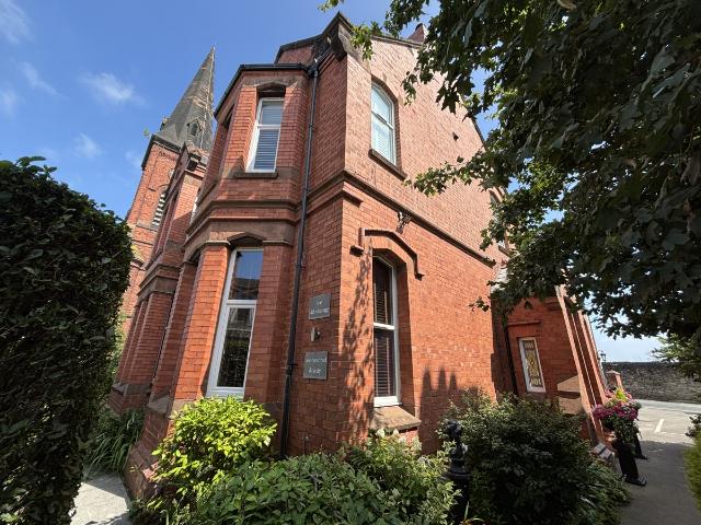 apartment Flat 1, The Old Vicarage, 160 North Road, St Helens, WA10 2TZ