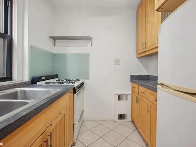 apartment Floral Park NY ES102752865