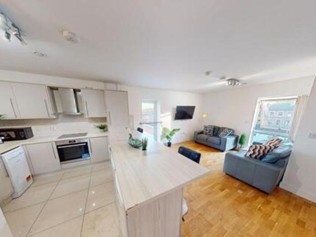Apartment, Kilbourn Street, 5 Bedroom Apartment