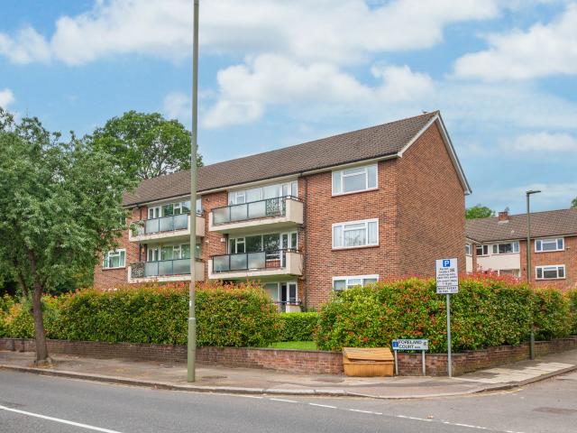apartment Holders Hill Road, Foreland Court Holders Hill Road, NW4