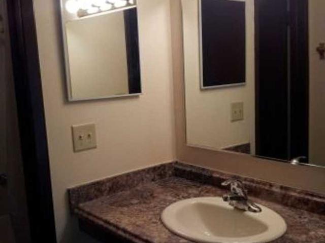 Apartment Homes of Wildwood Preserve in beautiful Oak Creek, WI 2 Bedroom Apartment for Rent at 7926 S Wildwood Dr, Oak Creek, WI 53154