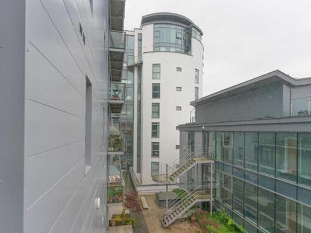 Apartment, Henry Street, 2 Bedroom Apartment
