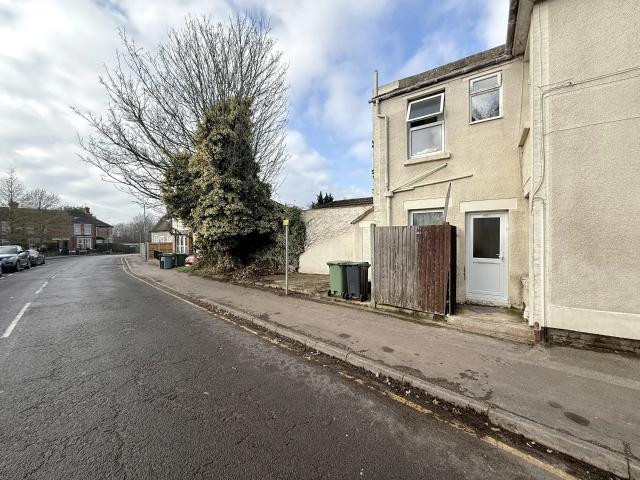 apartment in Salisbury Road