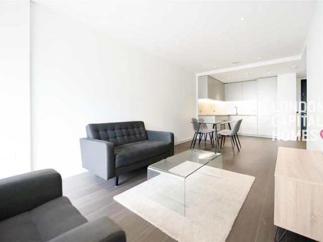 apartment in 10 Cutter Lane, LONDON