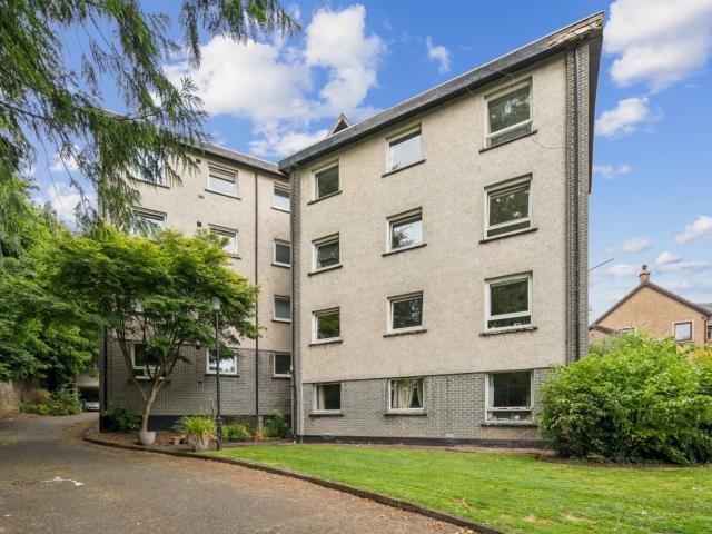 apartment in 10 Kenilworth Court, Bridge of Allan, Stirling, FK9 4EJ