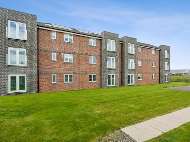 apartment in 11 Drummonds Crescent, Stirling, FK7 8GQ