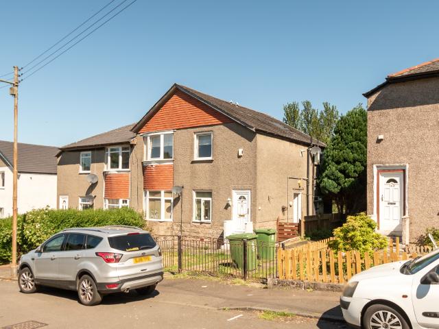 apartment in 157 Croftwood Avenue, Croftfoot, G44 5JF