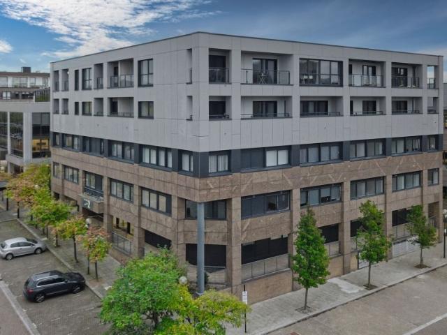 apartment in 152 Silbury Boulevard, Milton Keynes, MK9
