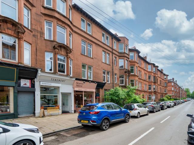 apartment in 15 Battlefield Avenue, Flat 2 2, Mount Florida, G42 9HT