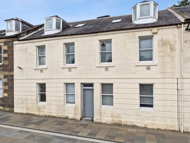 apartment in 17B Cowane Street, Stirling, FK8 1JW
