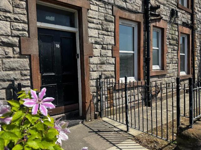 apartment for rent in 18/2 Beaverhall Road Edinburgh, EH7 4JE