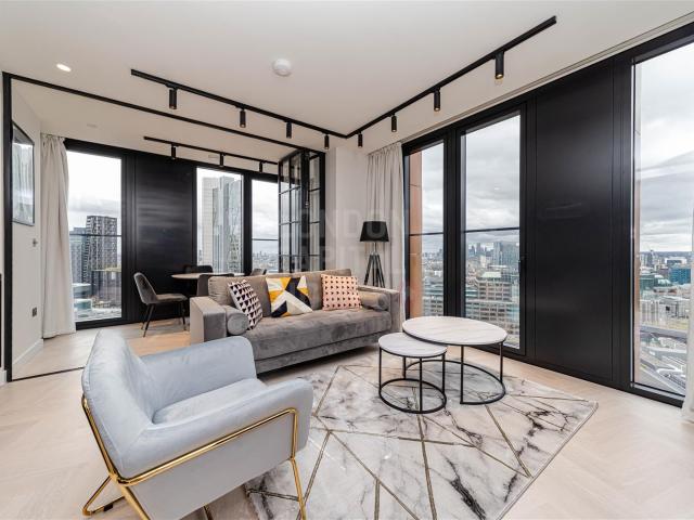 apartment in 19 Sun Street, London