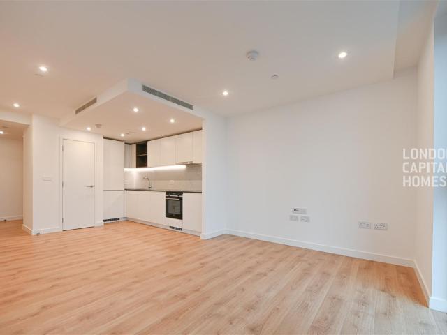 apartment in 222 Marsh Wall, LONDON