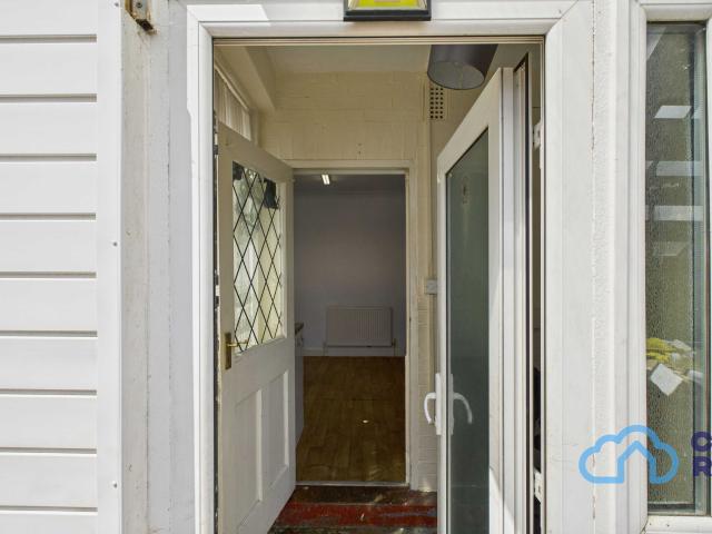 apartment in 25RE RM1 Regal Court | Enfield | London | N18 2XU