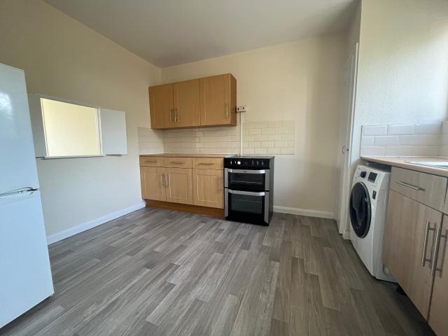 apartment in 27 31 Benhall Avenue, Cheltenham, GL51