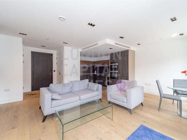 apartment in 2 Exchange Gardens, London