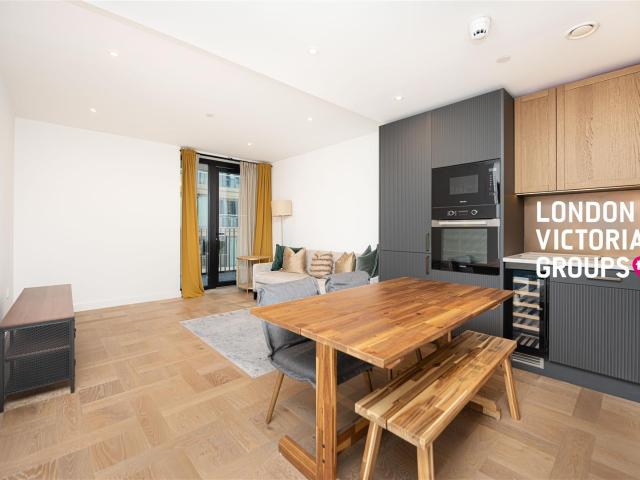 apartment in 2 Merino Gardens, London