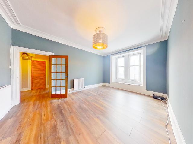 apartment in 43 Baldovan Terrace, Dundee DD4 6NJ, UK