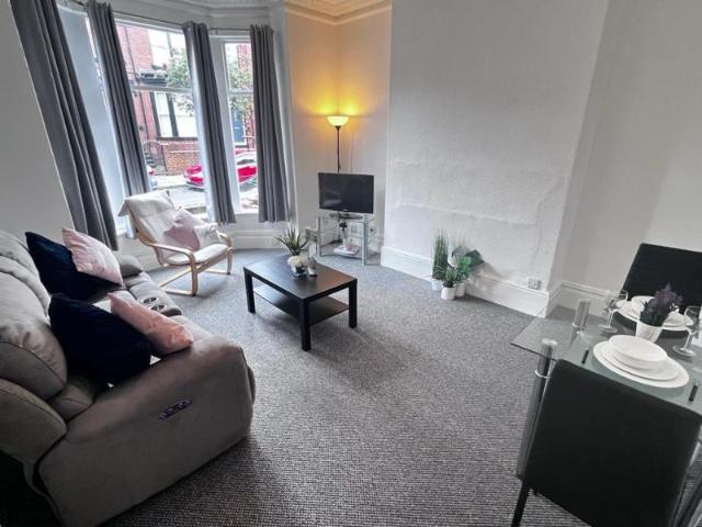 apartment in 4a Brentwood Grove, LS12 2DB