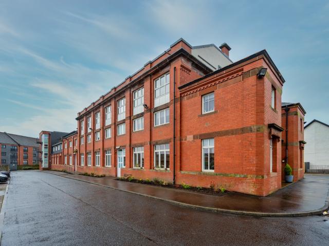 apartment in 65 Flat 2 2 Munro Place, Anniesland, Glasgow, G13 2BF
