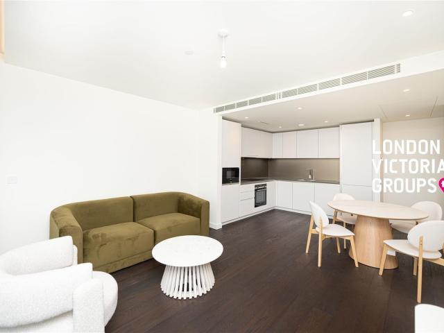 apartment in 67 Bondway, London