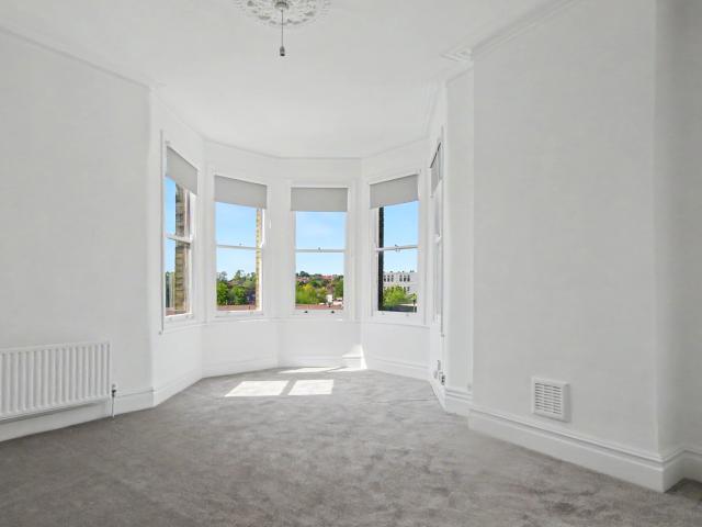apartment in Garrick Road, London, MS194, NW9
