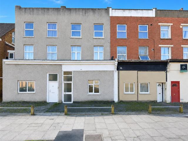 Apartment In 78 Park Lane, London N17