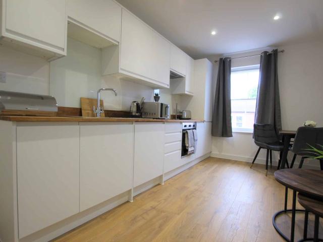 apartment in 8 Belgrave Road, Gloucester, GL1