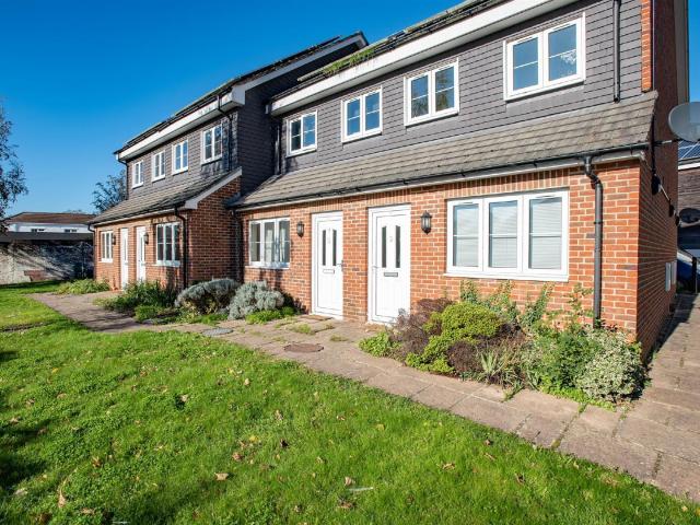 apartment in 8 Church Mews, Church Road, Southampton, SO19 9FX