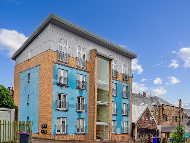 apartment in 9 Wellgreen Lane, Flat 8, Stirling, FK8 2BS