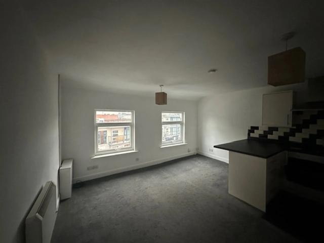 apartment in Comberton Hill DY10