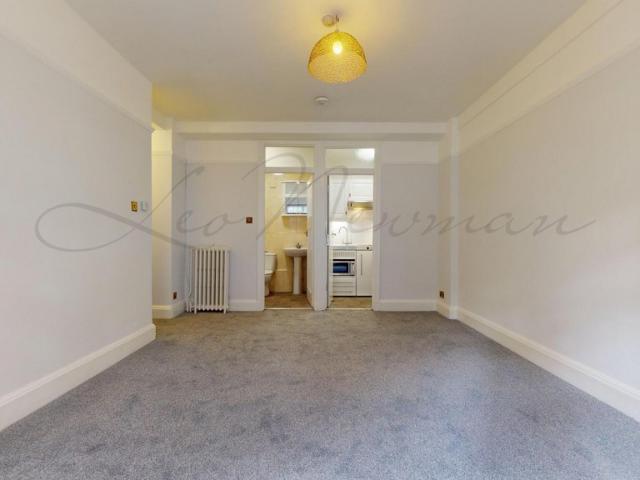 apartment in Coram Street, Bloomsbury, WC1
