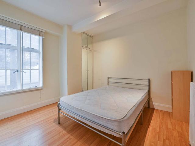 apartment in Coram Street