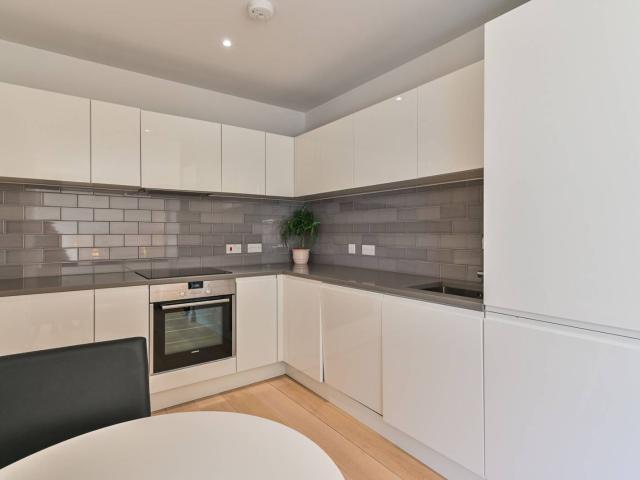apartment in Corsair House, Royal Wharf