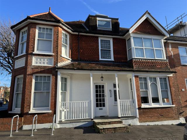 apartment in Caburn Road, Hove