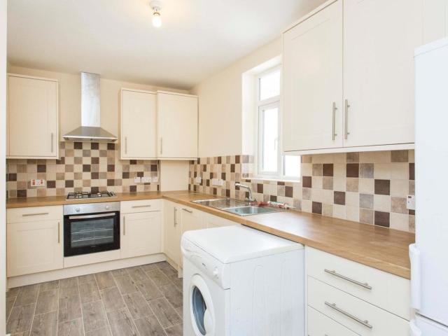 apartment in Caledonian Road, London