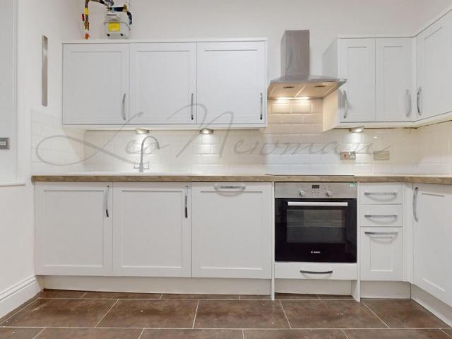 apartment in Carlisle Place, Westminster, SW1P