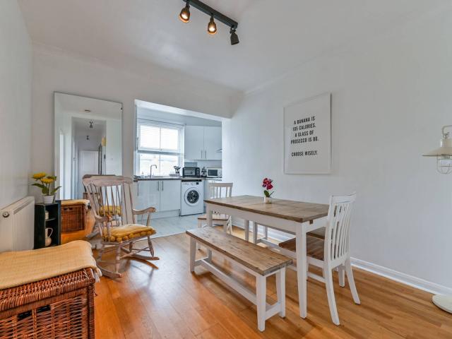 apartment in Chalk Farm Road