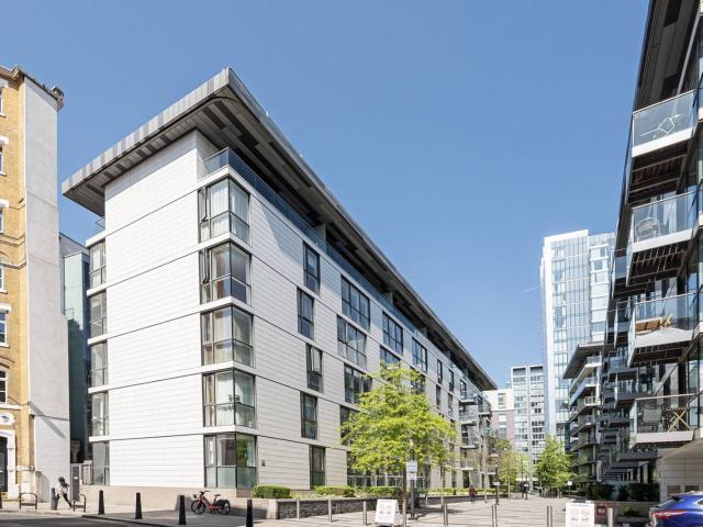 apartment in Christopher Court