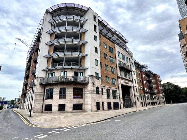 apartment in City South, Manchester City Centre, 39 City Road East, Manchester, M15 4QD