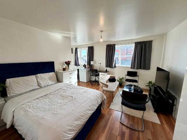 apartment in Clyde Court, LE1 2AU