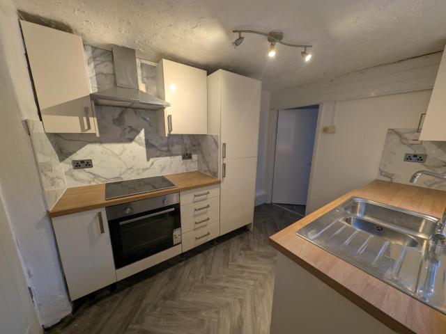 apartment in Claremont South Avenue