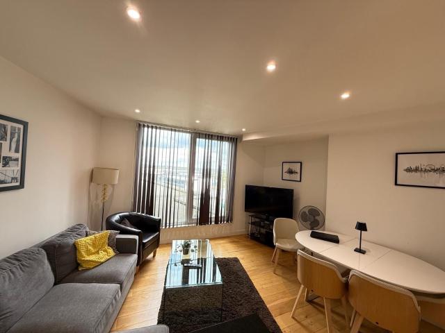 apartment in Clarendon Lofts WD17