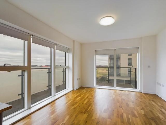 apartment in Clovelly Place, Greenhithe