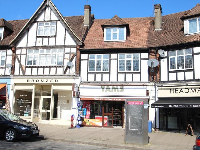 apartment in Crescent Way, Orpington