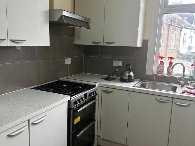 apartment in a Northolt Road, Harrow